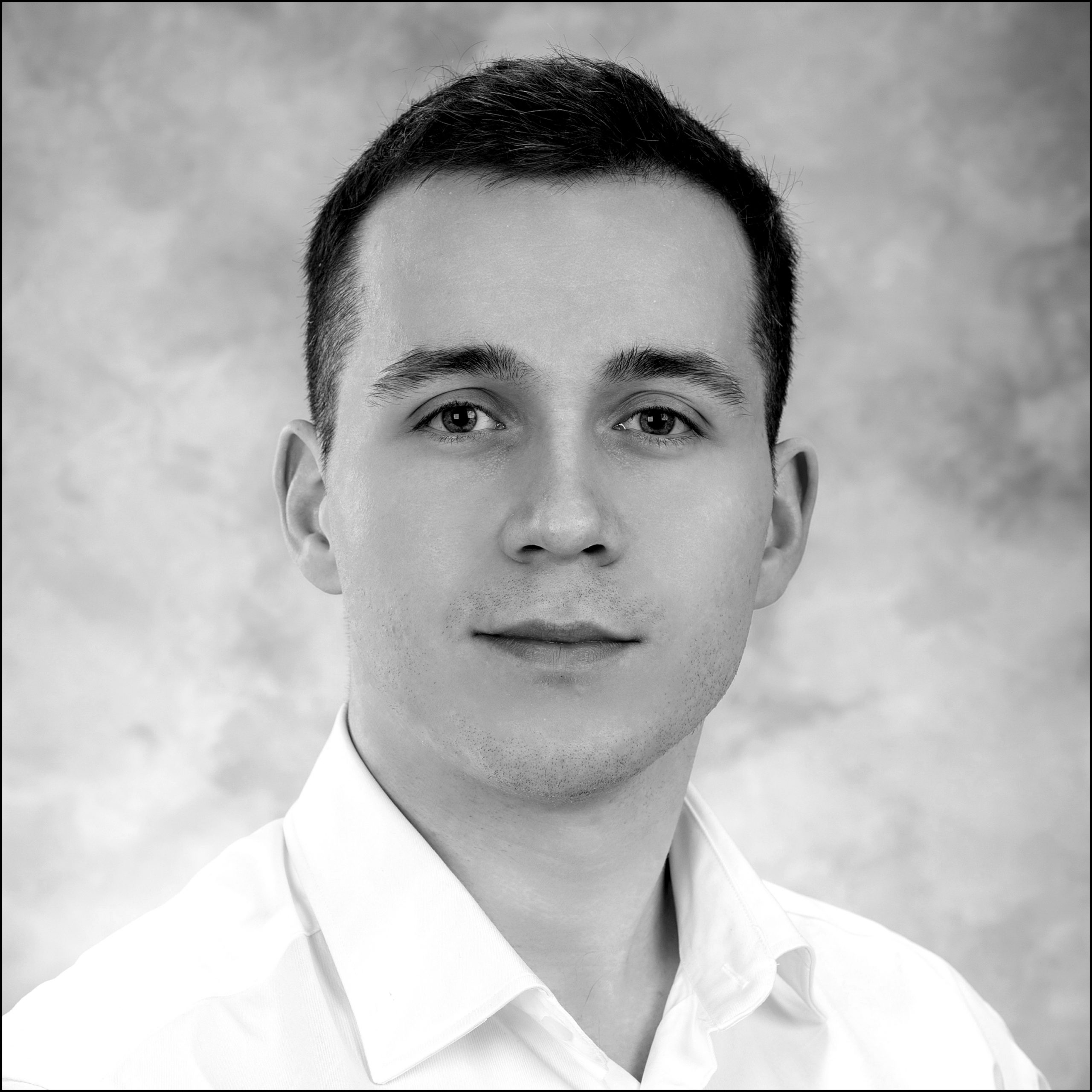 Dimitar Manov - Broadpeak